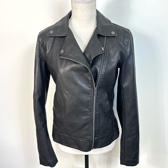 Universal Thread | Jackets & Coats | Nwt Universal Thread Black Vegan ...